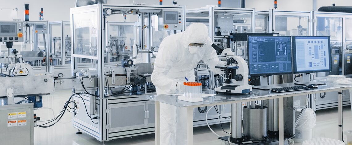 IT Operations: Frontend (JS, HTML, CSS) & Software products Case Studies - ScienceSoft