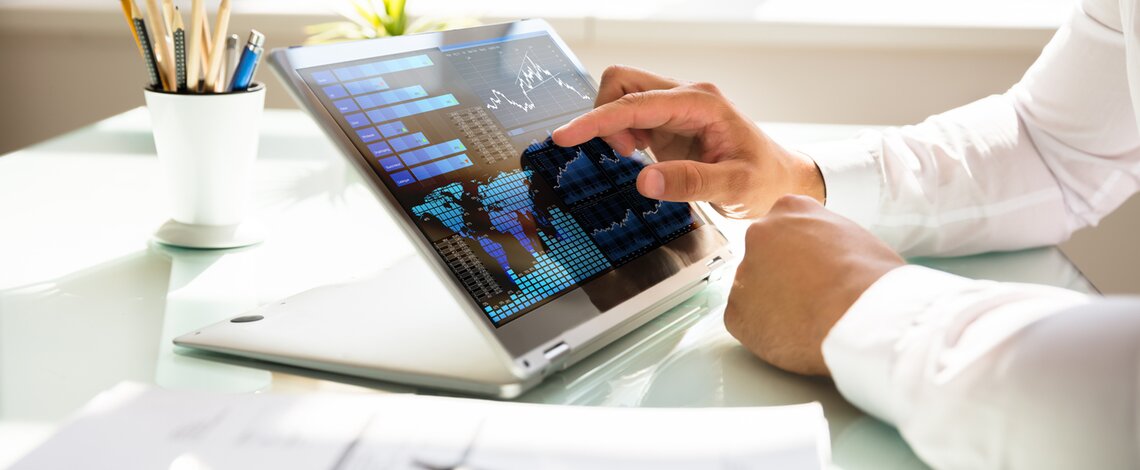 Finance: Implementation and customization & Data analytics Case Studies - ScienceSoft